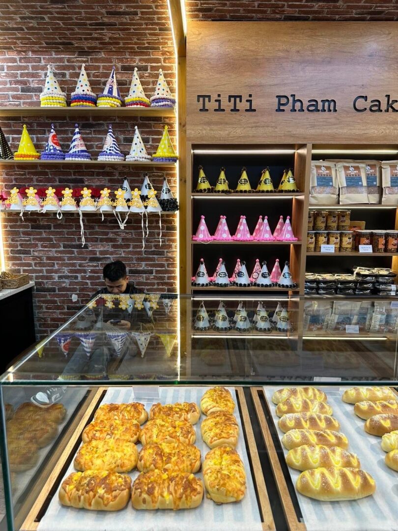 Diện mạo hoàn toàn mới của TiTi Pham Cake - TiTiPhamCake